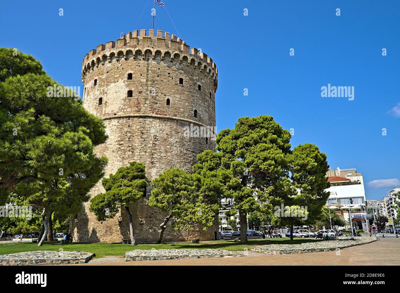 The White Tower of Thessaloniki and the place in front Stock Photo - Alamy