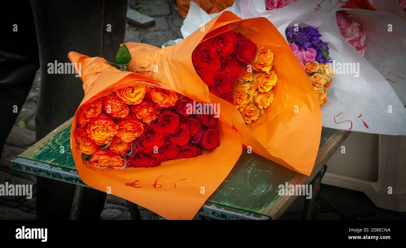 TallantImages Flowers Fish Market Stock Photo - Alamy