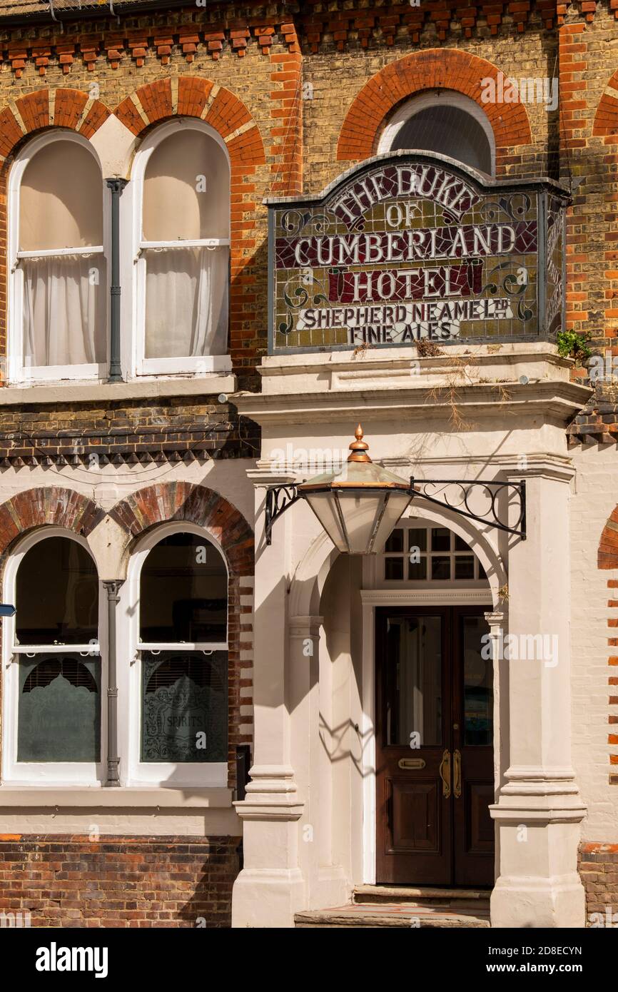 UK, Kent, Whitstable, Harbour Street, Duke of Cumberland Hotel entrance ...