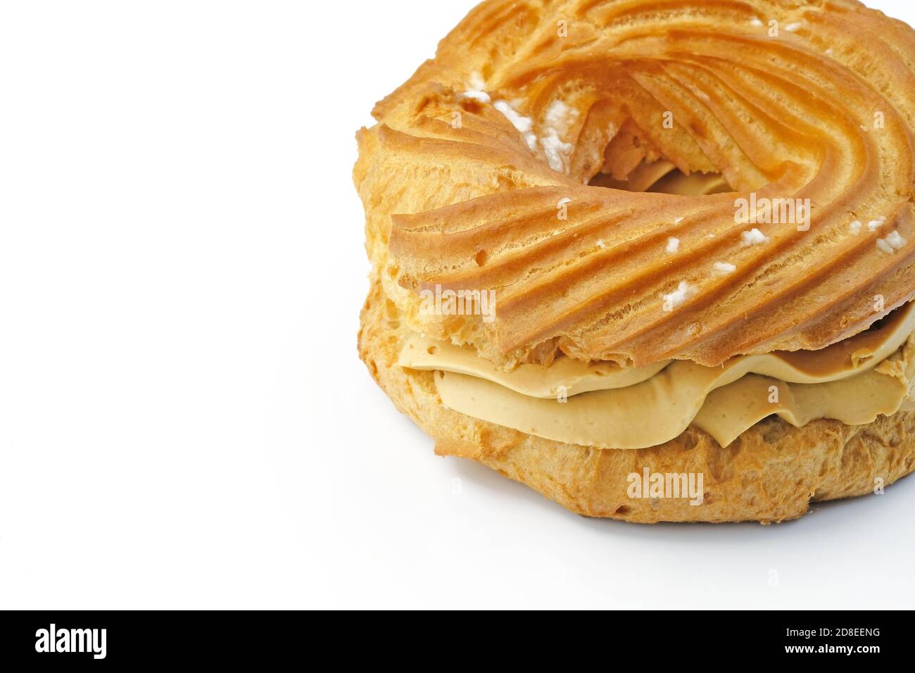 Round éclair hi-res stock photography and images - Alamy