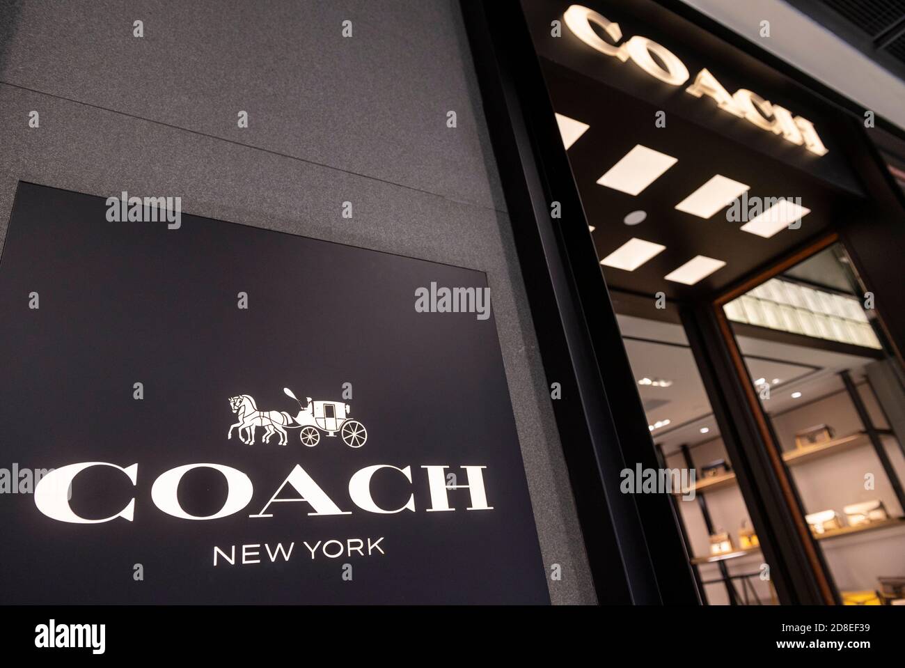 Coach Store Logo