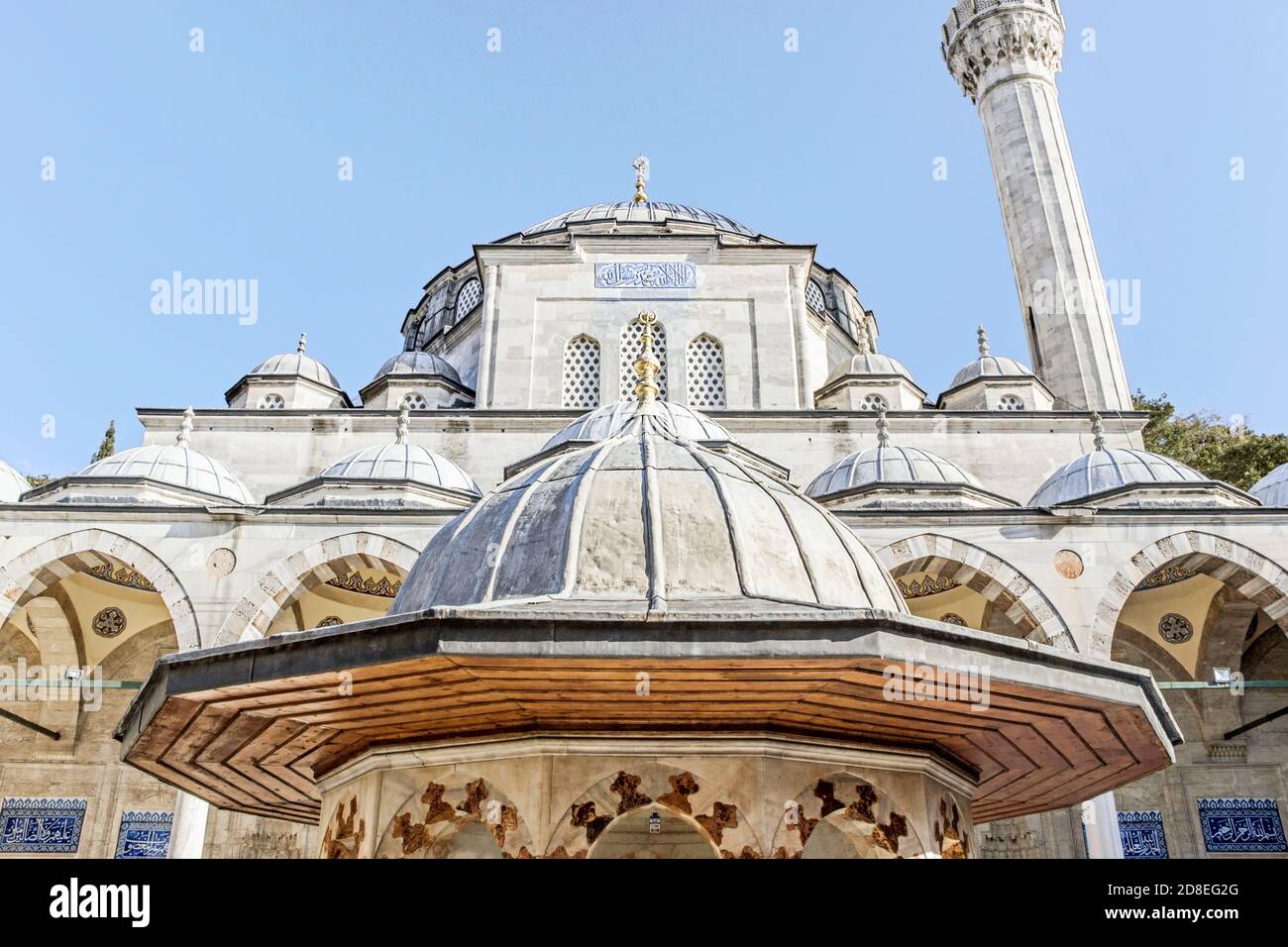 Architecture at Sokollu Mehmed Pasha Mosque in Istanbul Stock Photo - Alamy