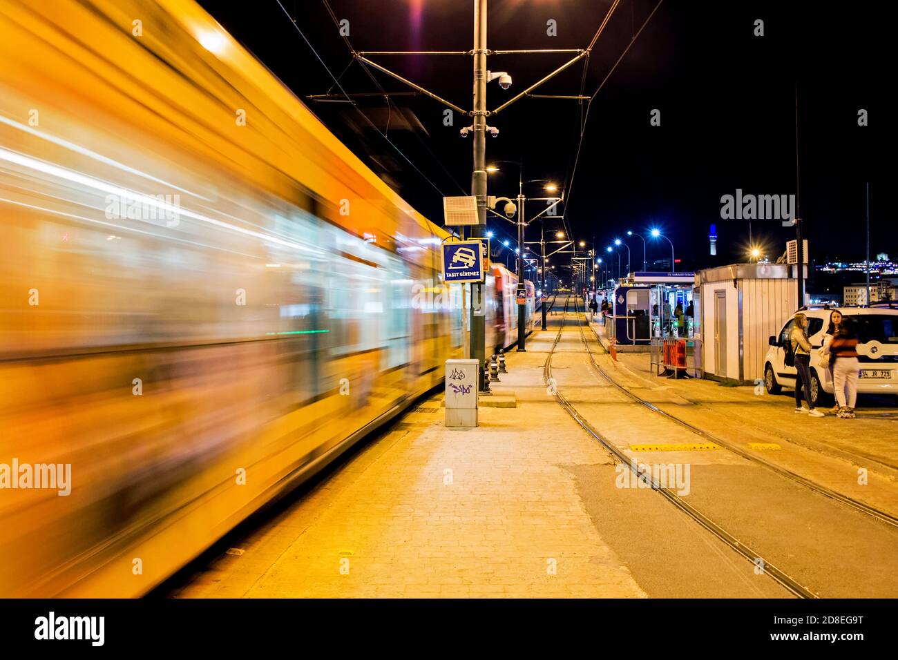 Bus car istanbul road hi-res stock photography and images - Alamy