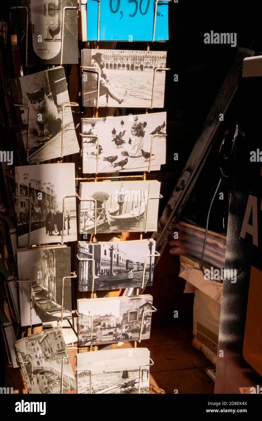 Vintage postcards venice hi-res stock photography and images - Alamy