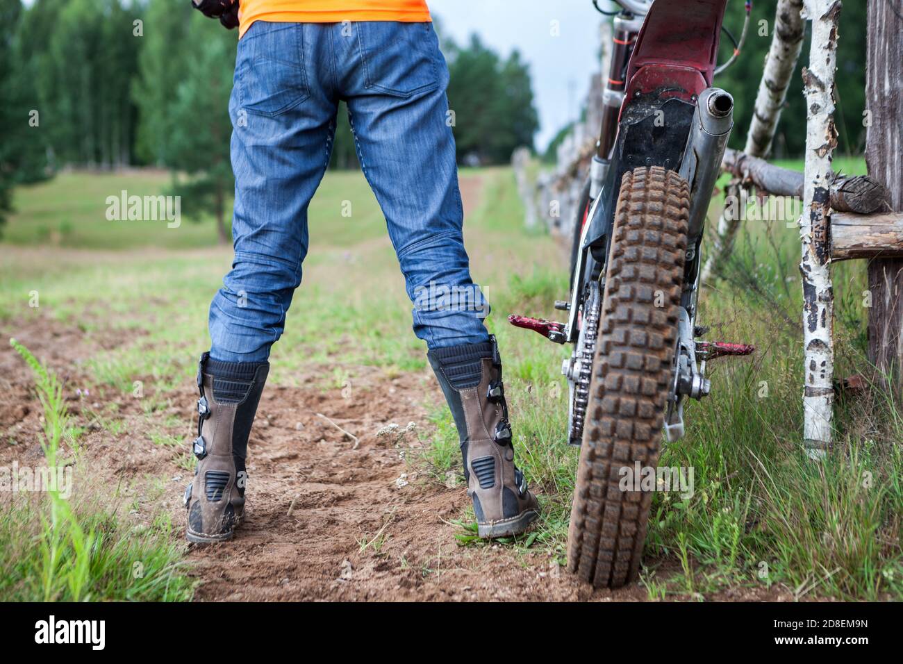 Well shod hi-res stock photography and images - Alamy