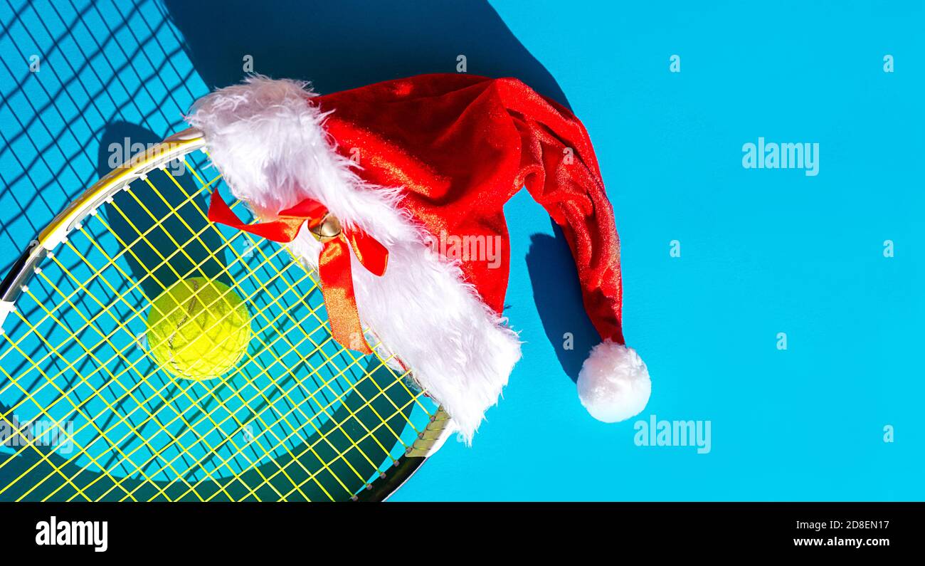 Yellow tennis ball santa hat hi-res stock photography and images - Alamy