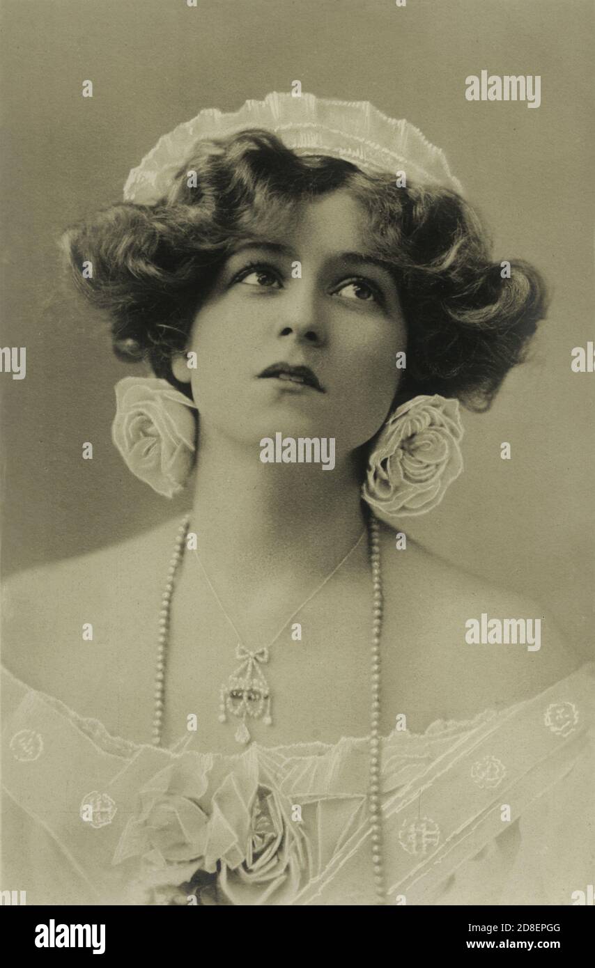 Vintage Postcard. Gabrielle Ray (English actress) - J B & Co 415 O (postcard) - Photo W & D ...