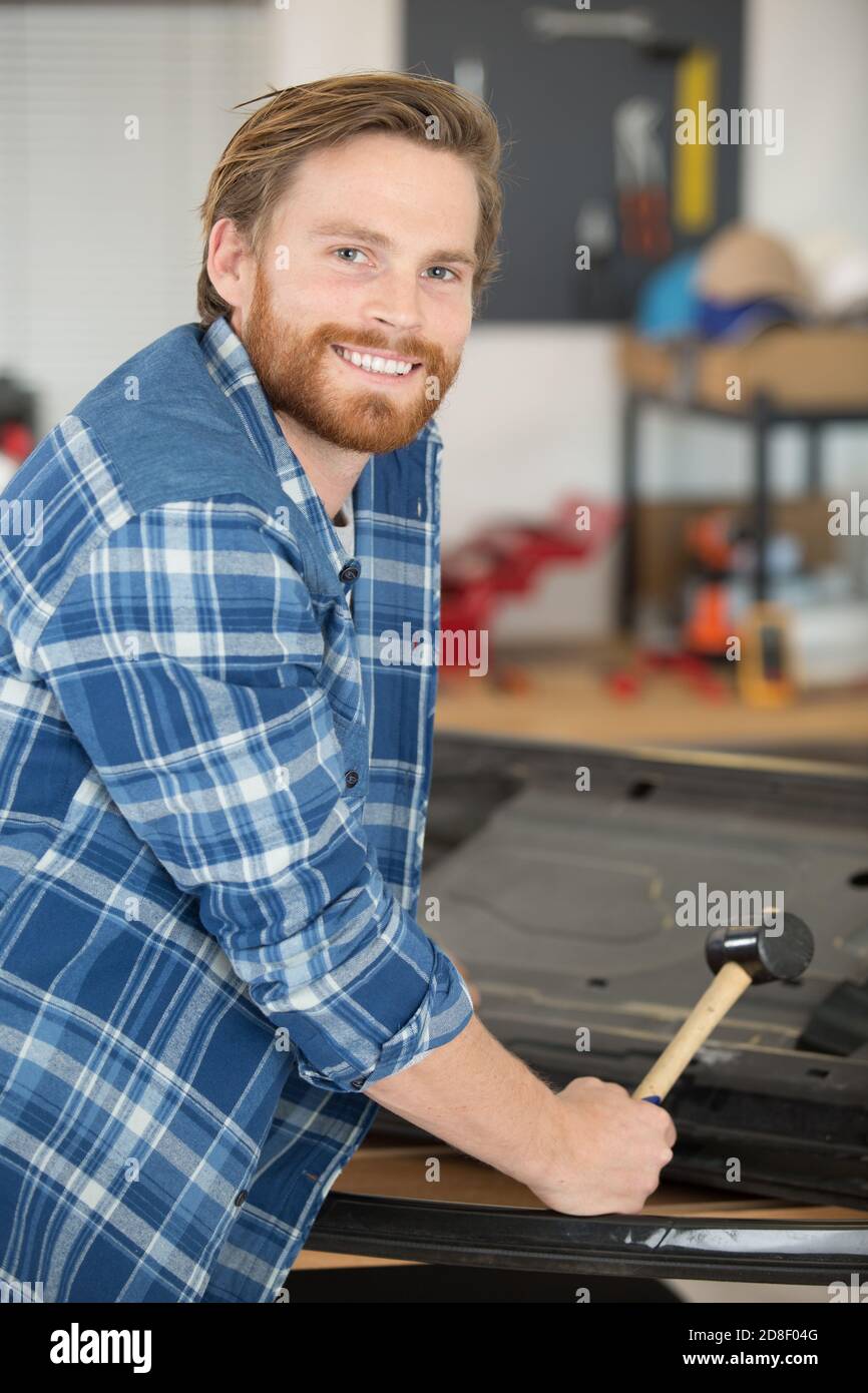 Panel beater hi-res stock photography and images - Alamy