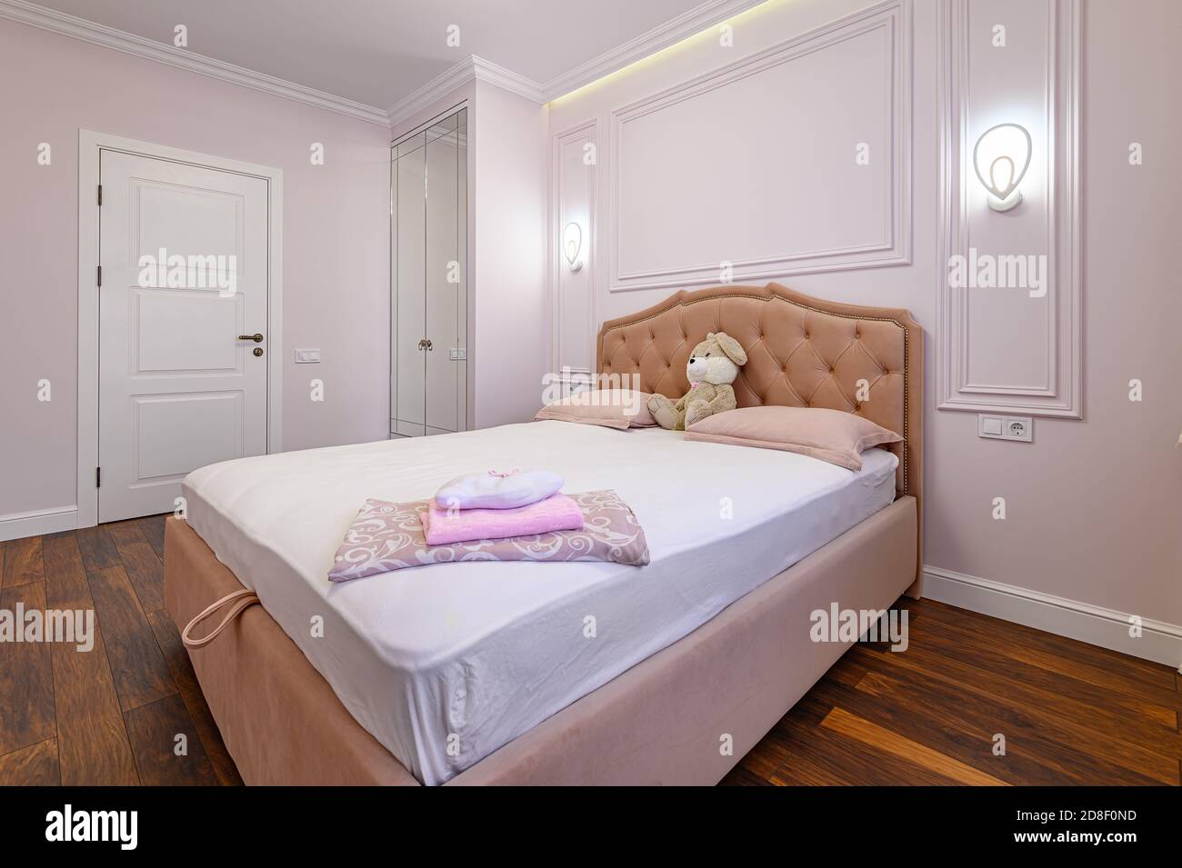 Simple bedroom design hi-res stock photography and images - Alamy