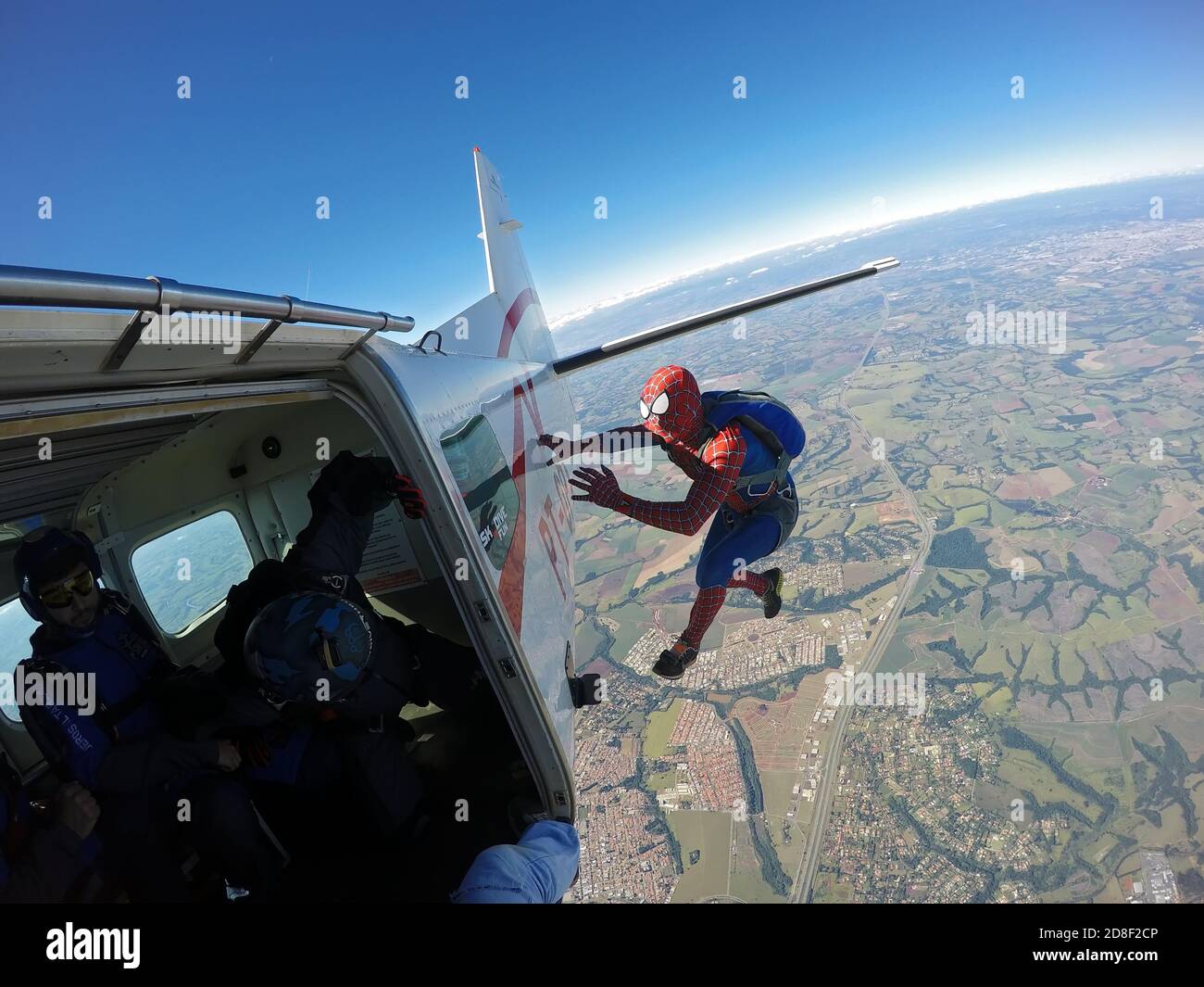 Action man parachute figure hi-res stock photography and images - Alamy