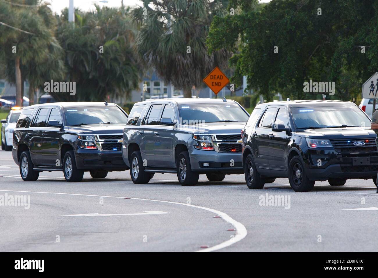 Biden motorcade hi-res stock photography and images - Alamy