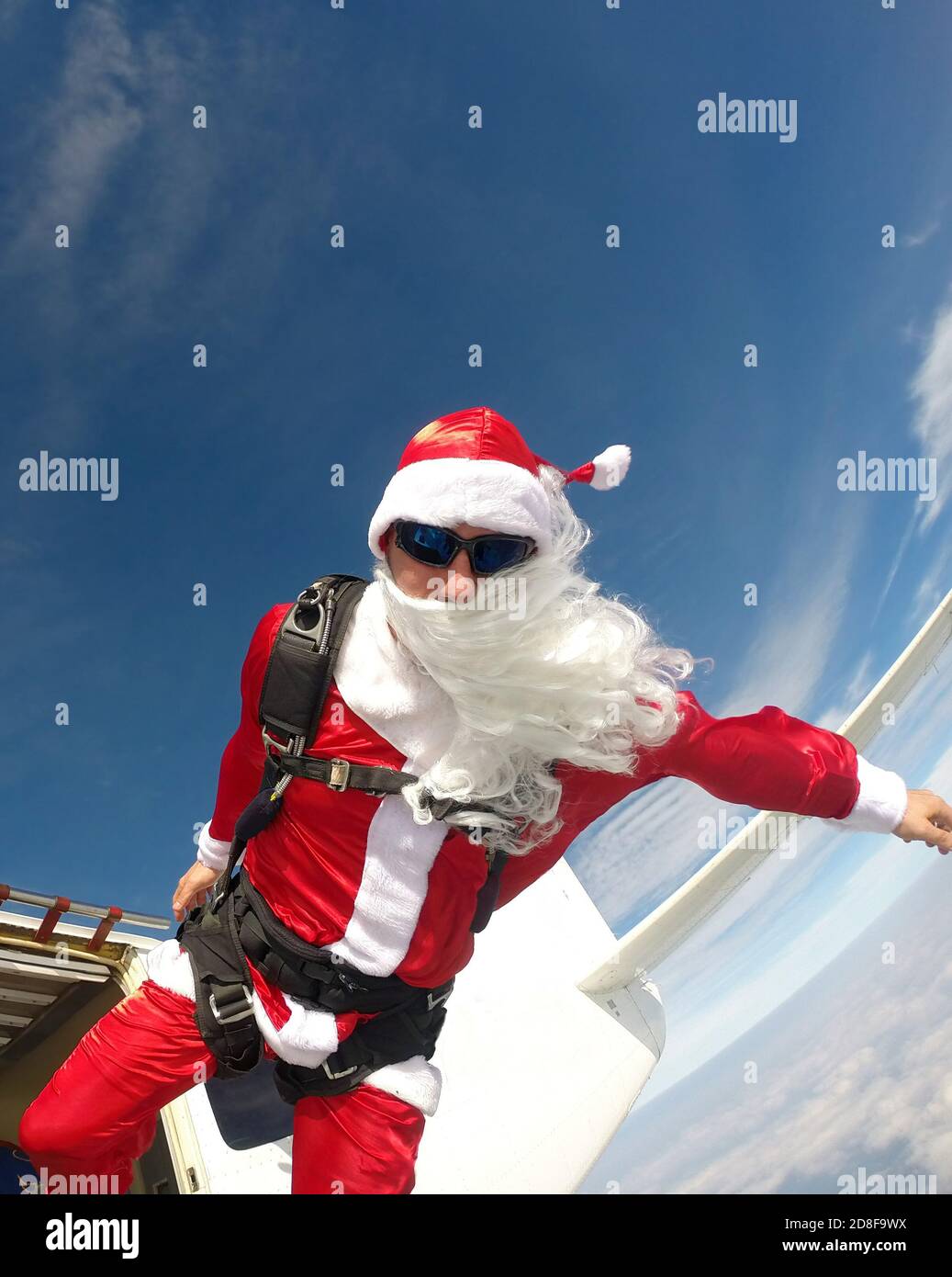 Skinny santa claus hi-res stock photography and images - Alamy