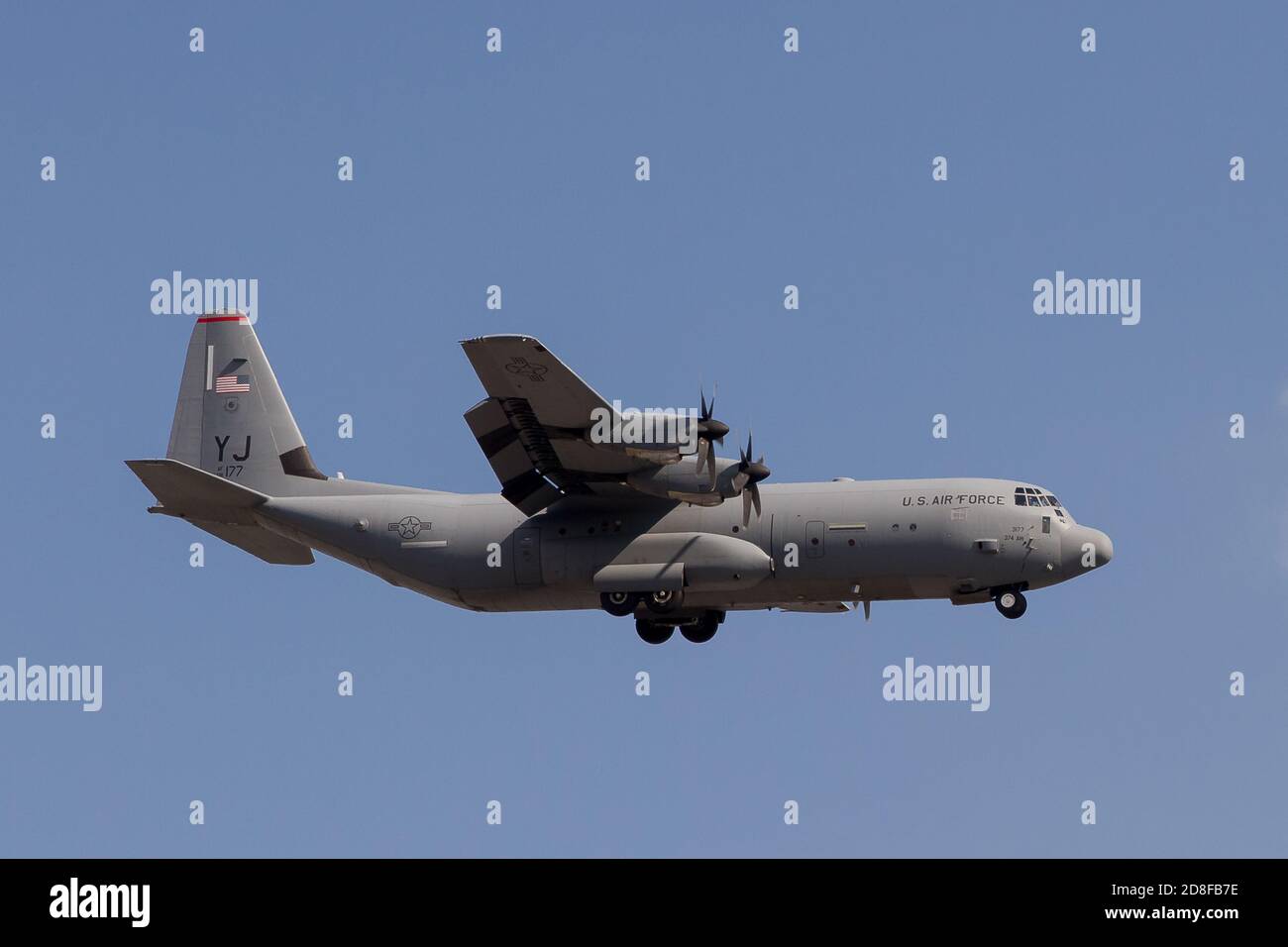 Hercules Aircraft Flying High Resolution Stock Photography and Images ...