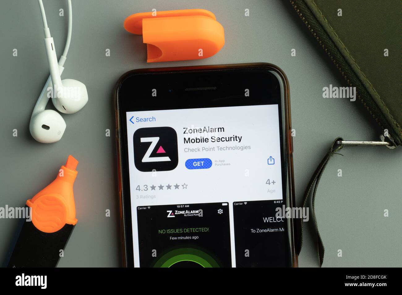 Mobile app security hi-res stock photography and images - Alamy