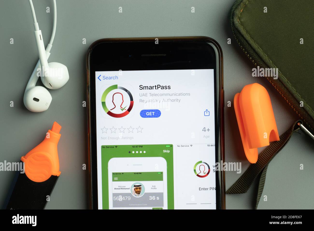 Smartpass hi-res stock photography and images - Alamy