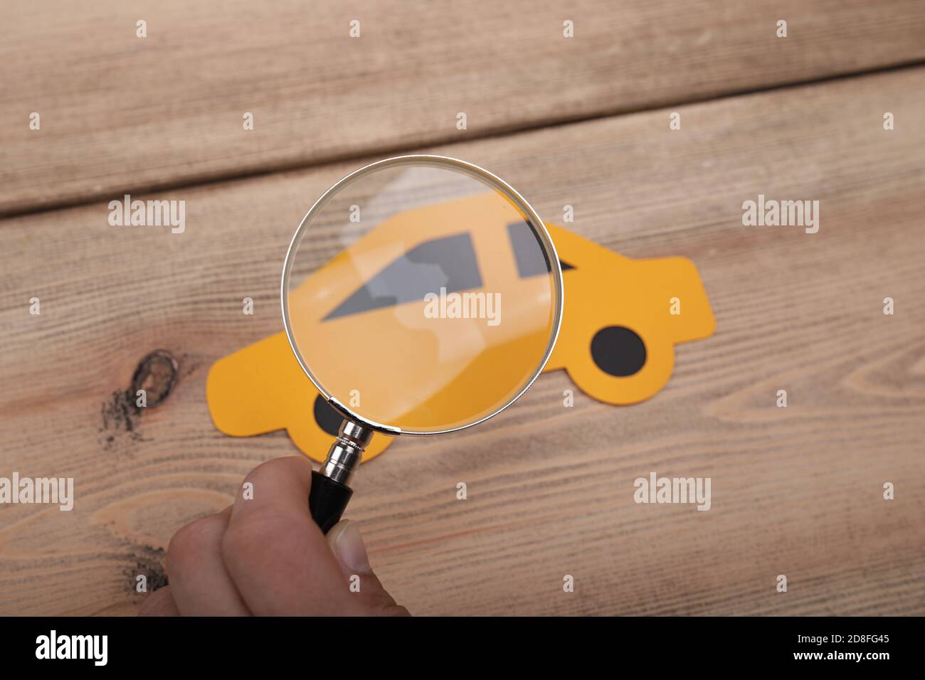 Check engine magnifying glass hi-res stock photography and images - Alamy