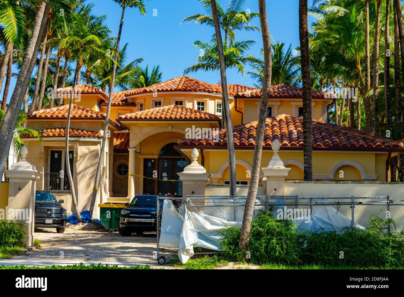 Old house under renovation Stock Photo - Alamy