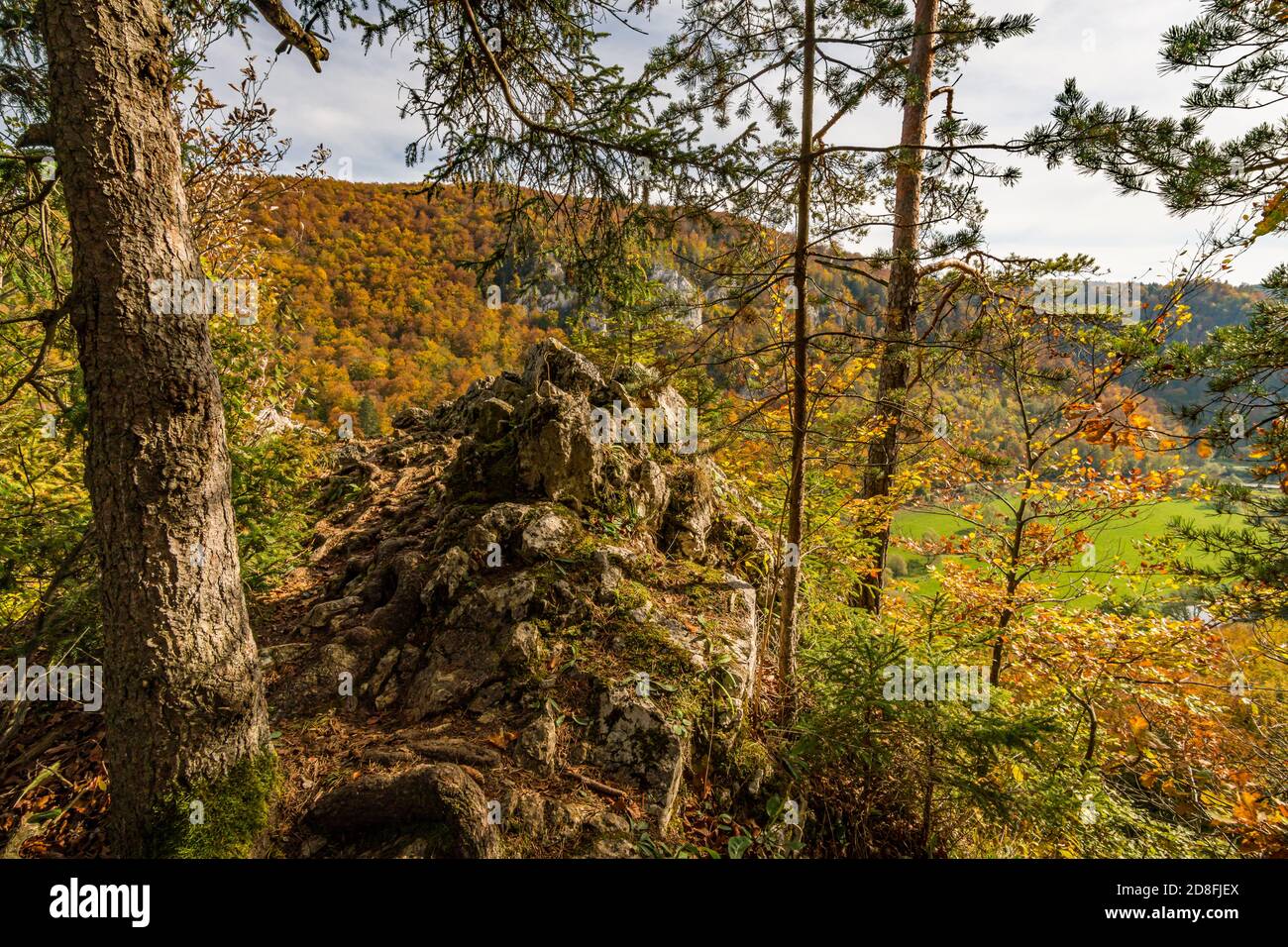 Fantastic autumn hike in the beautiful Danube valley at the Beuron ...