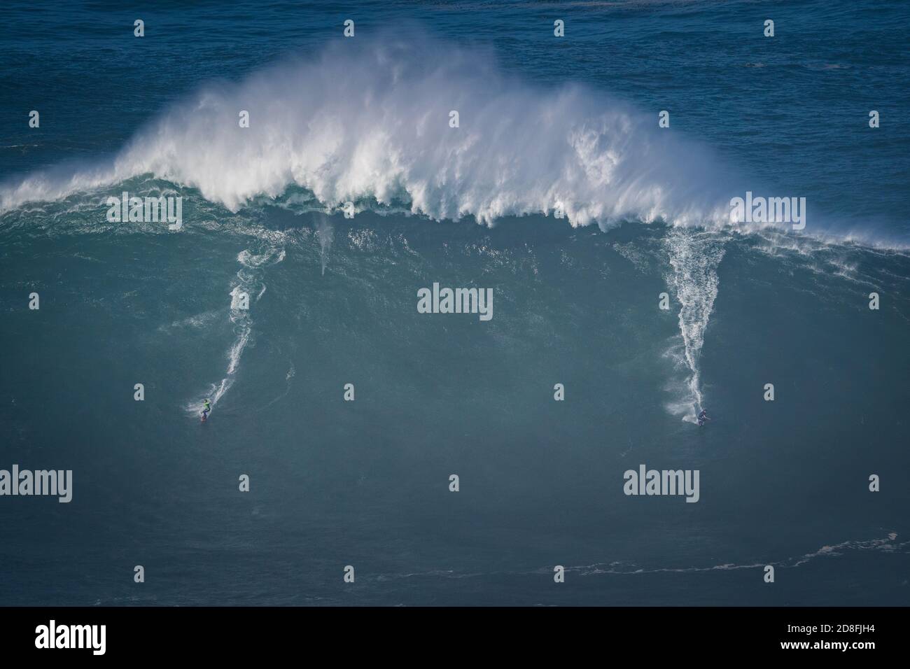 Nazare, Portugal. 29th Oct, 2020. The big wave surfers Carlos Burle of ...