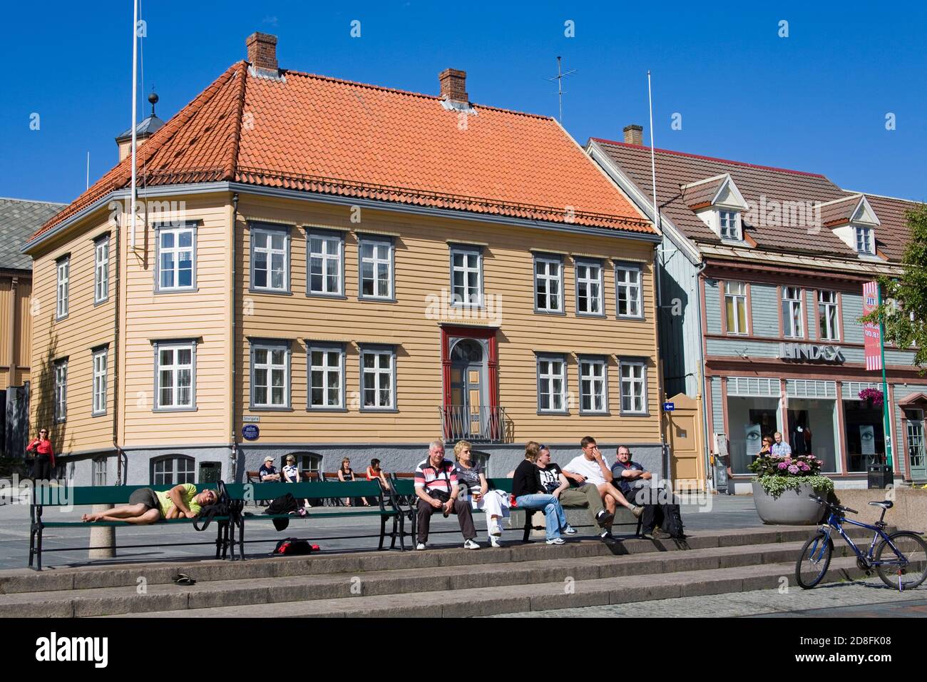 Downtown tromso hi-res stock photography and images - Alamy