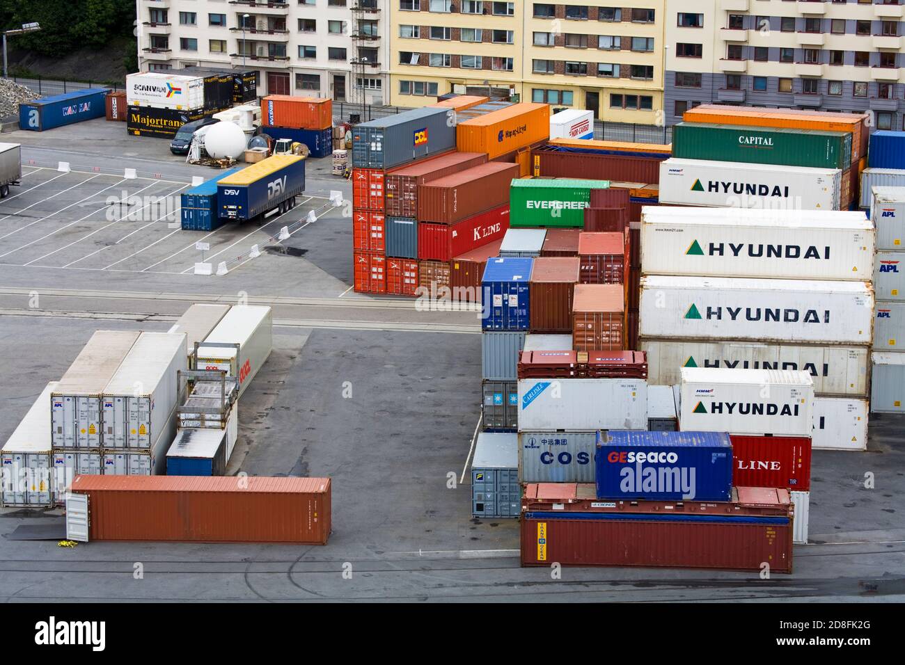 Container shipping docks hi-res stock photography and images - Alamy