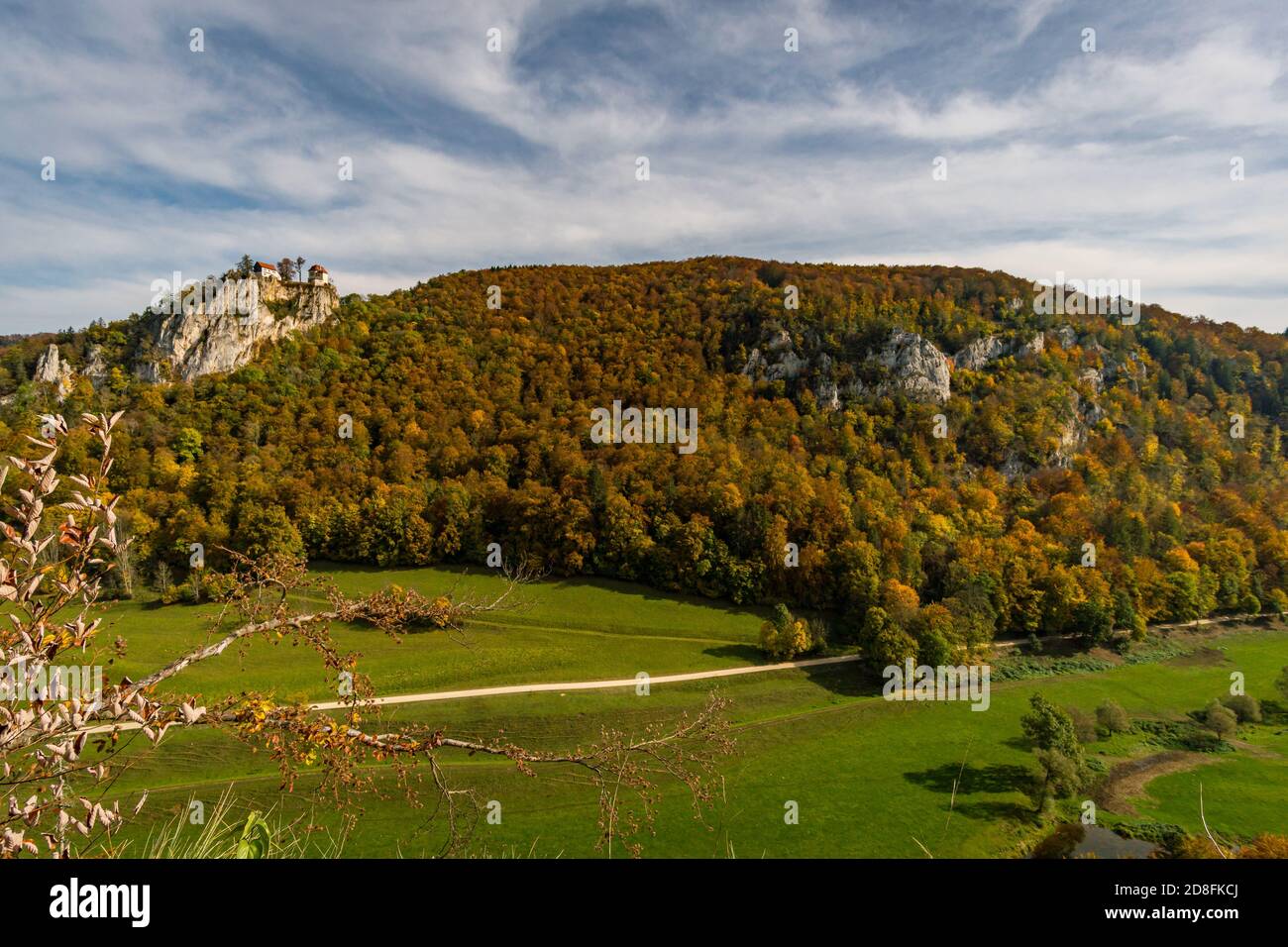 Colorful view of Bronnen Castle on the hiking trail in autumn in the ...