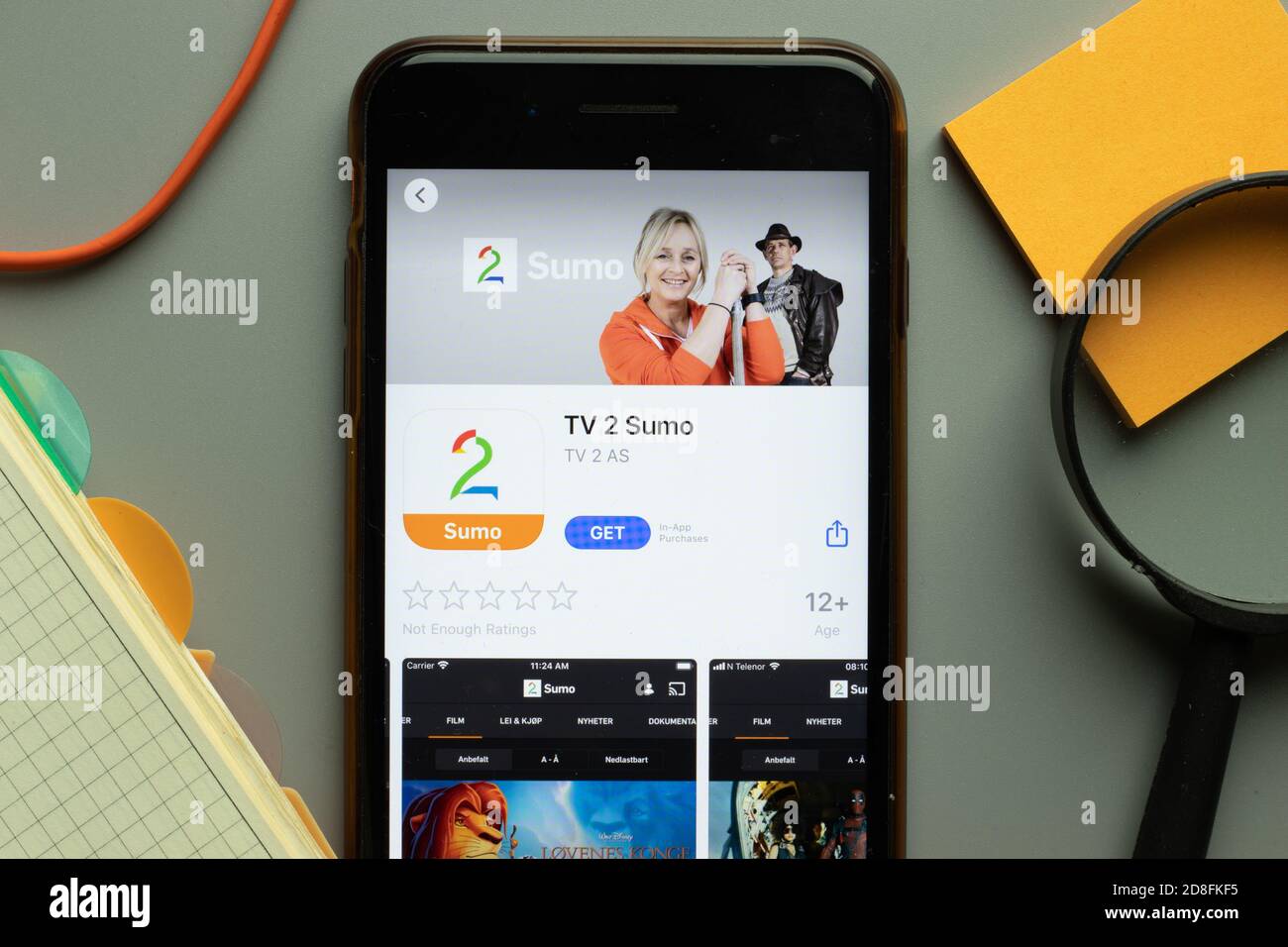 Tv 2 sumo hi-res stock photography and images - Alamy