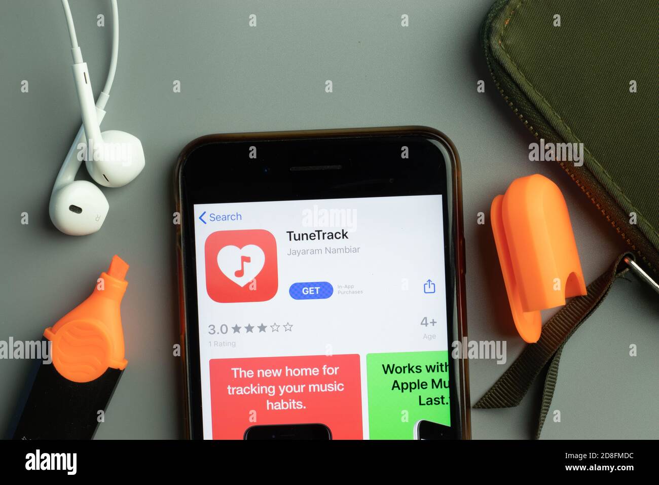 New York, USA - 26 October 2020: TuneTrack mobile app icon logo on ...