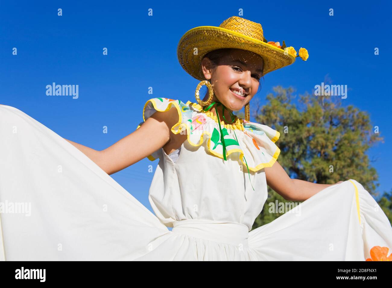 Mexican rodeo girl hi-res stock photography and images - Alamy