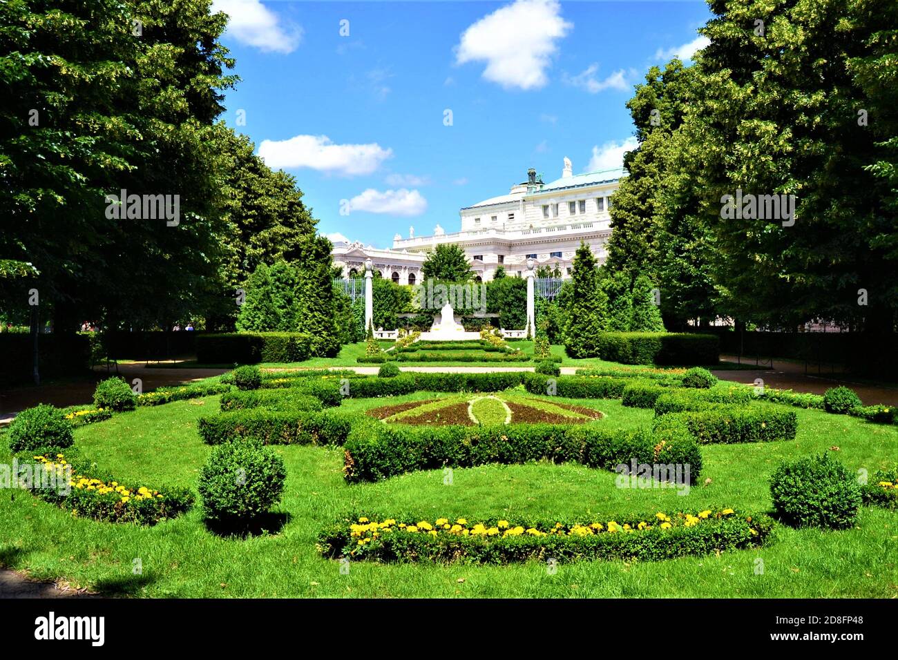 Beautiful park and green views of city Vienna Stock Photo - Alamy