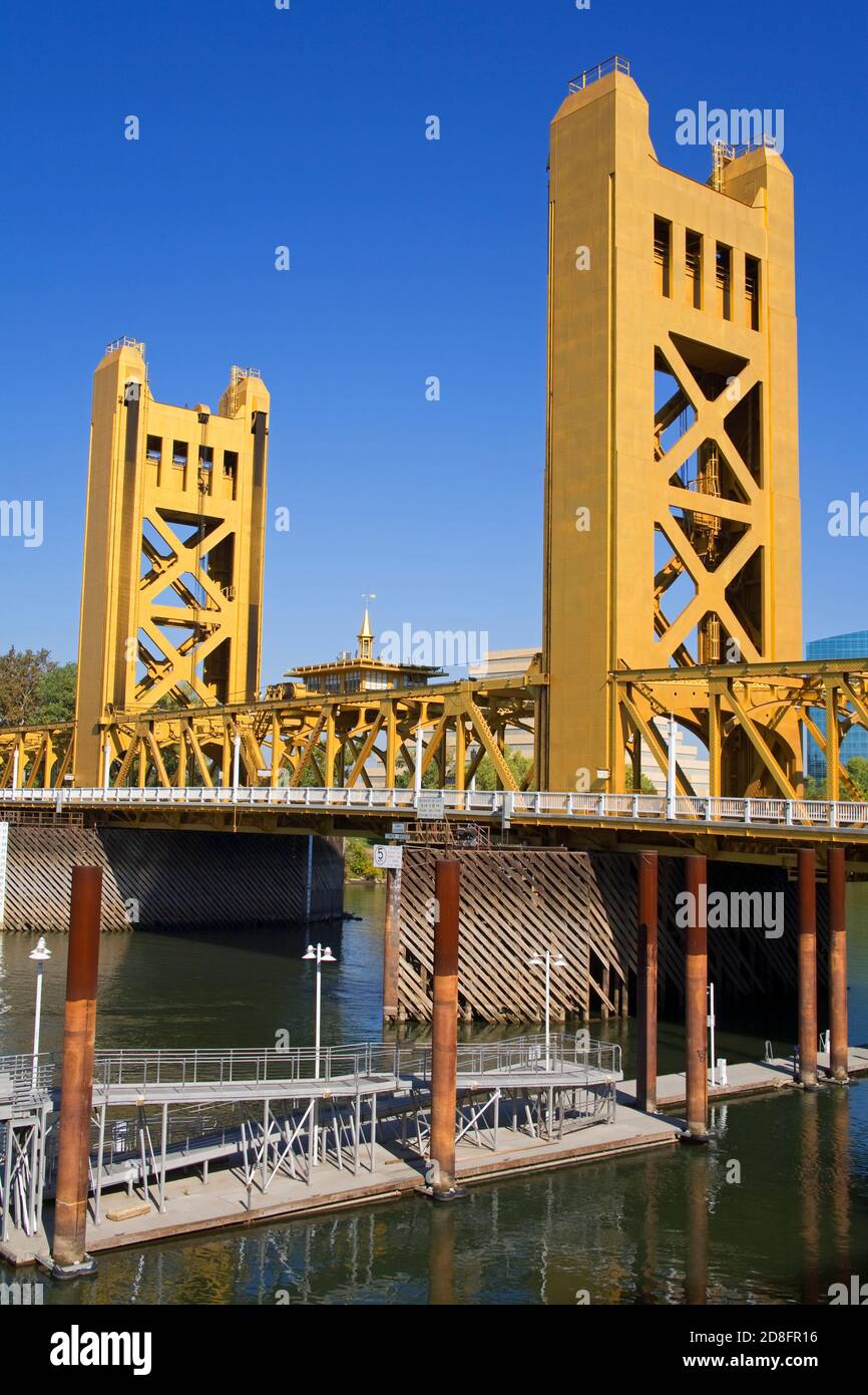 Tower Bridge Sacramento History