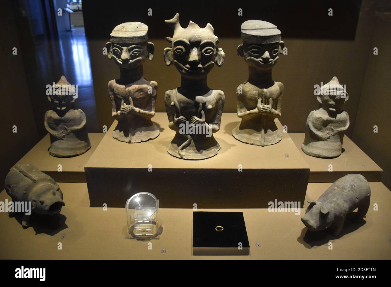 Five dynasties northern han hi-res stock photography and images - Alamy