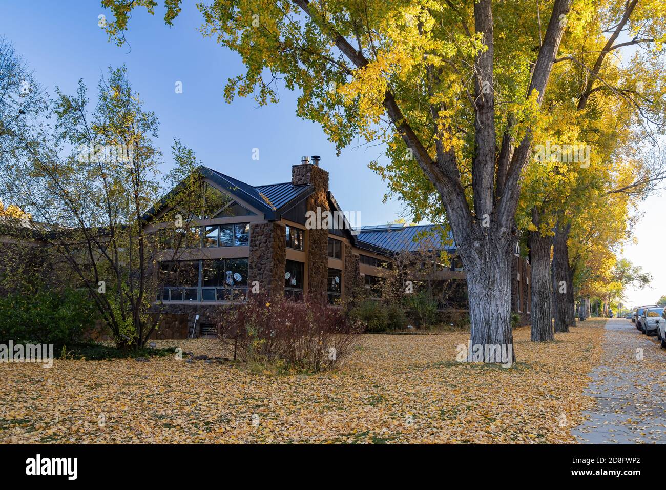 Flagstaff arizona town city downtown hi-res stock photography and ...