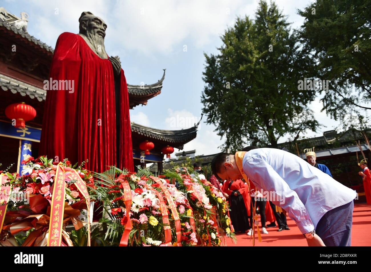 Descendants of Confucius, a Chinese philosopher and politician of the ...