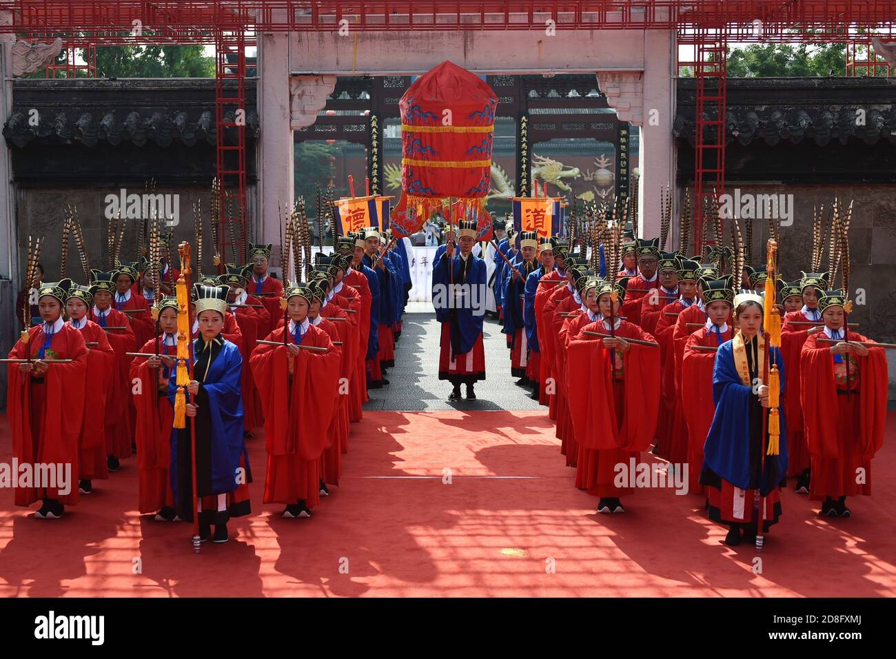 Descendants of Confucius, a Chinese philosopher and politician of the ...