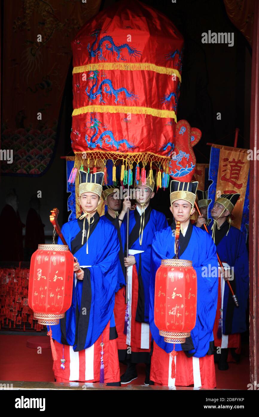 Descendants of Confucius, a Chinese philosopher and politician of the ...