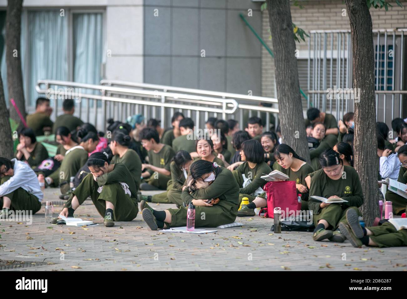 Groups of students who are unable to take physical training during ...