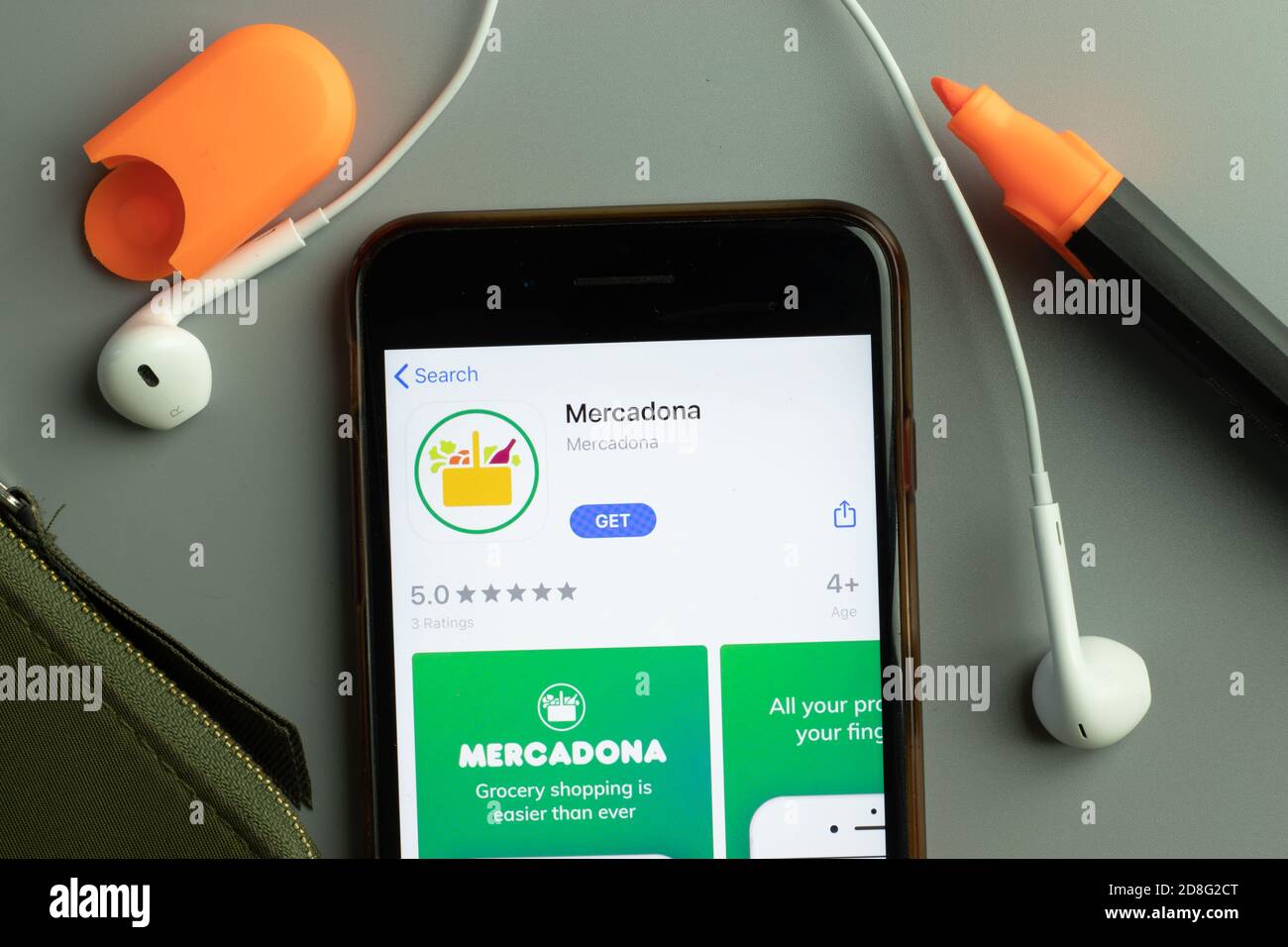 New York, USA - 26 October 2020: Mercadona mobile app icon logo on ...