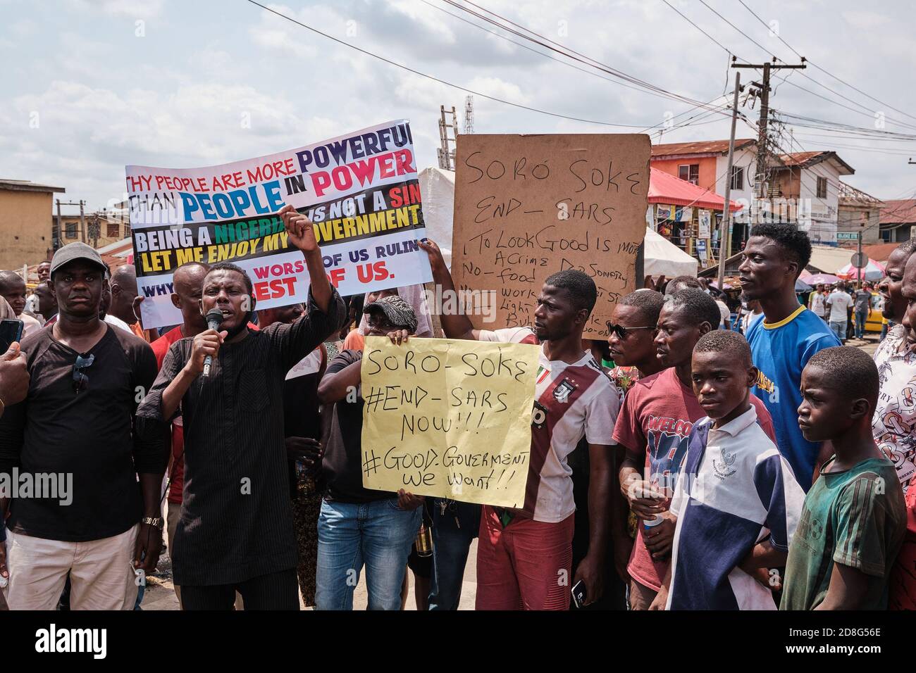Lagos nigeria palm trees hi-res stock photography and images - Alamy