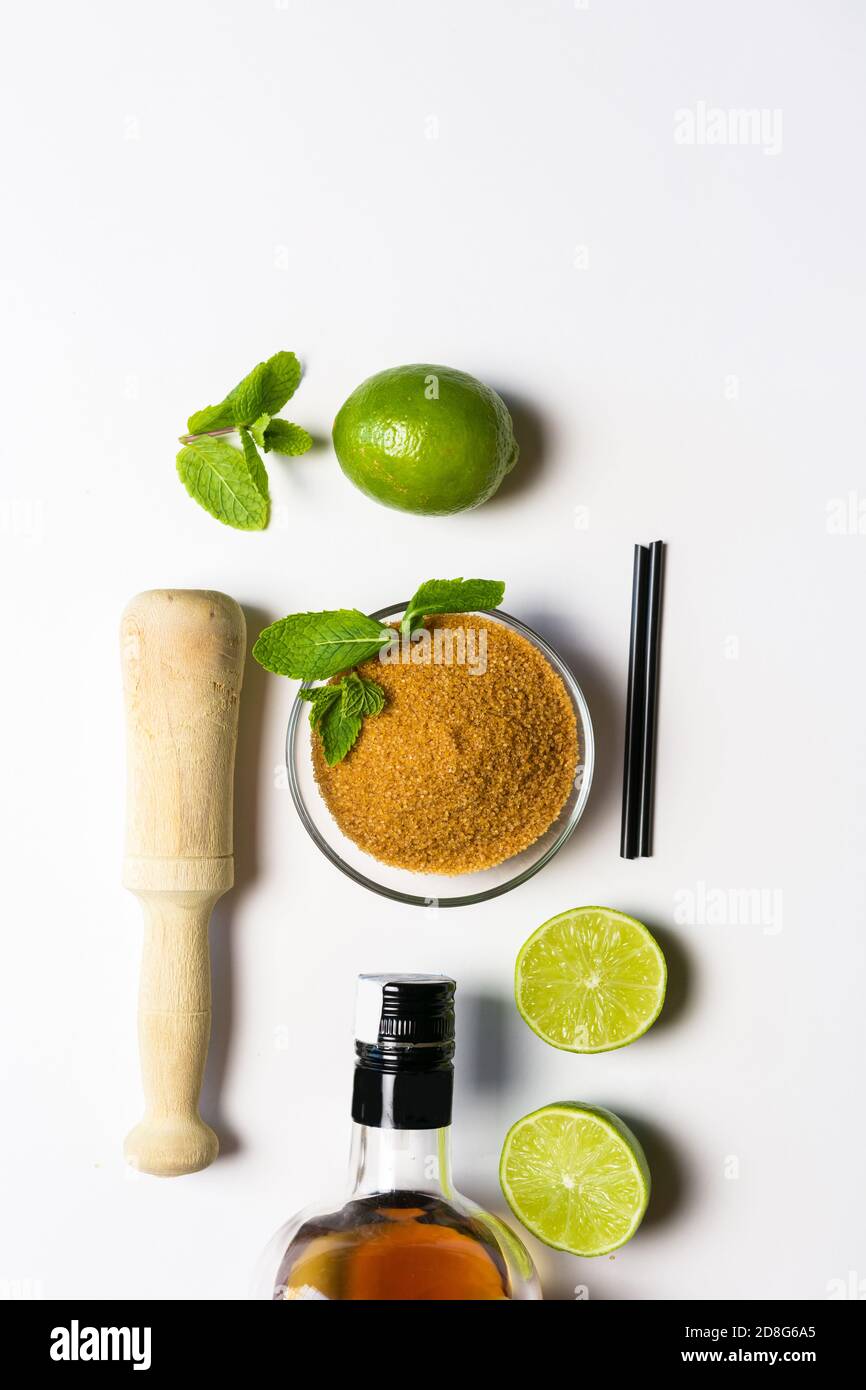 Aerial view of the ingredients for a mojito cocktail Stock Photo - Alamy