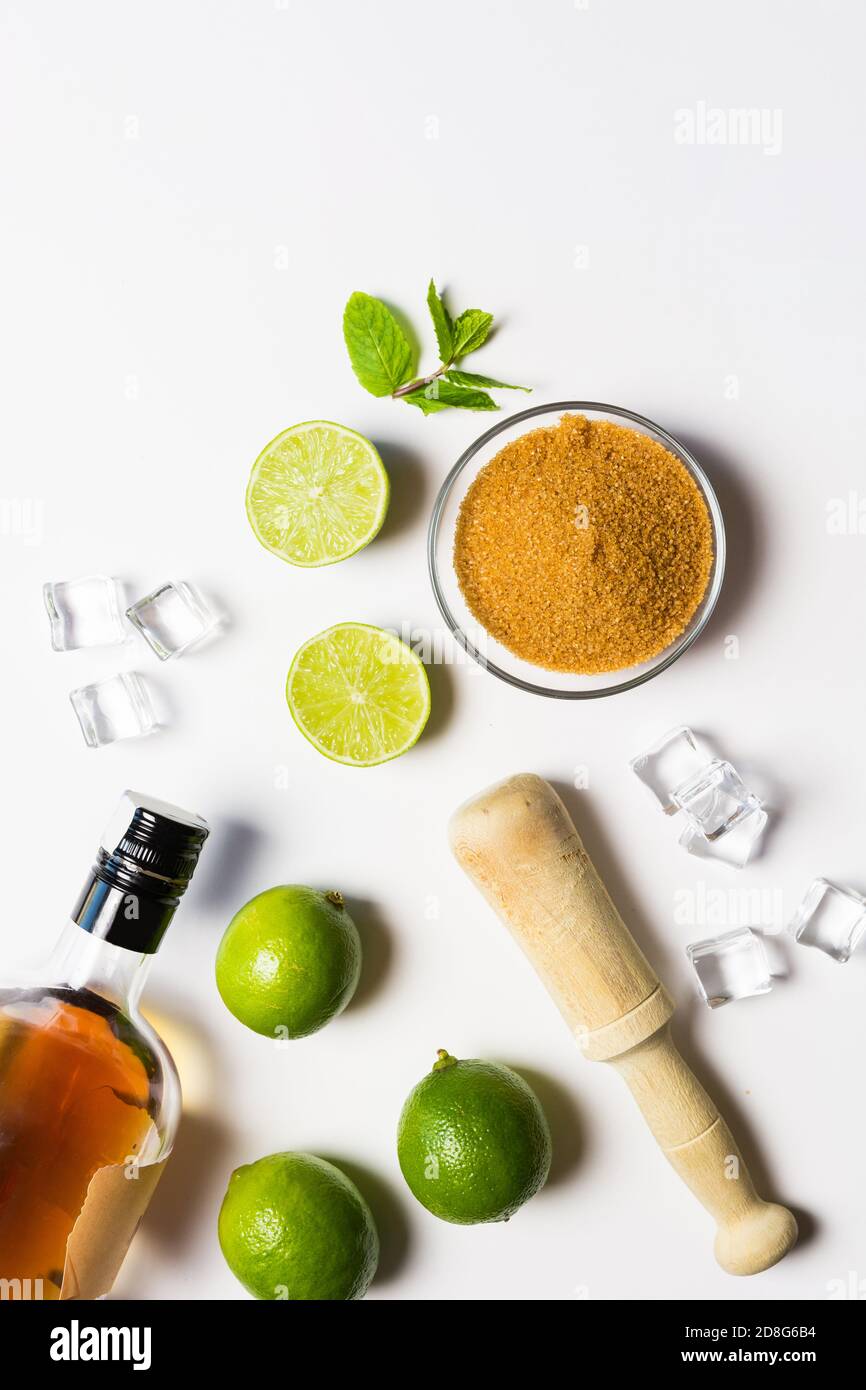 Aerial view of the ingredients for a mojito cocktail Stock Photo - Alamy