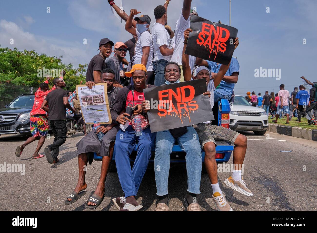 Lagos nigeria palm trees hi-res stock photography and images - Alamy