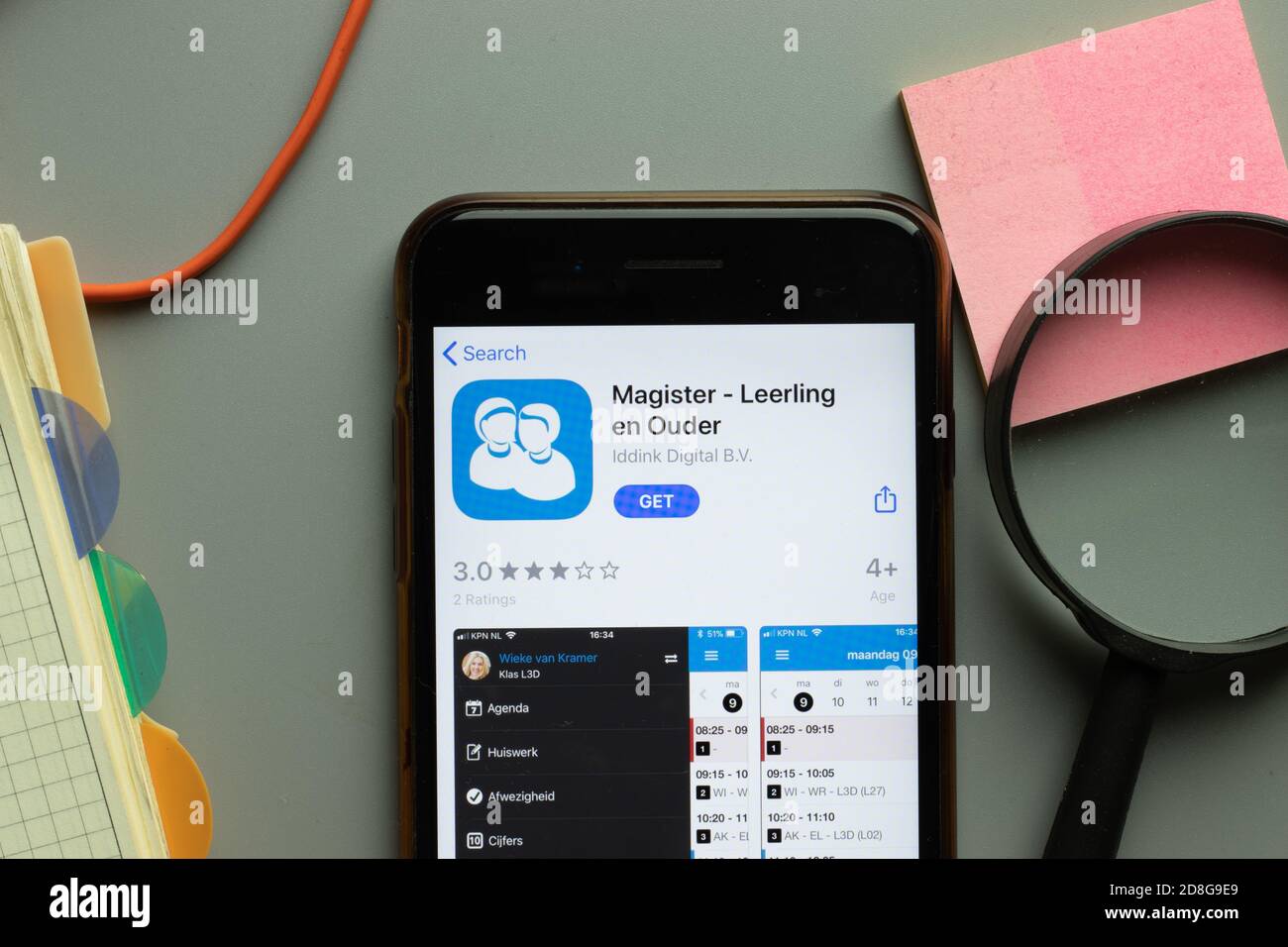 Magister leerling en ouder hi-res stock photography and images - Alamy