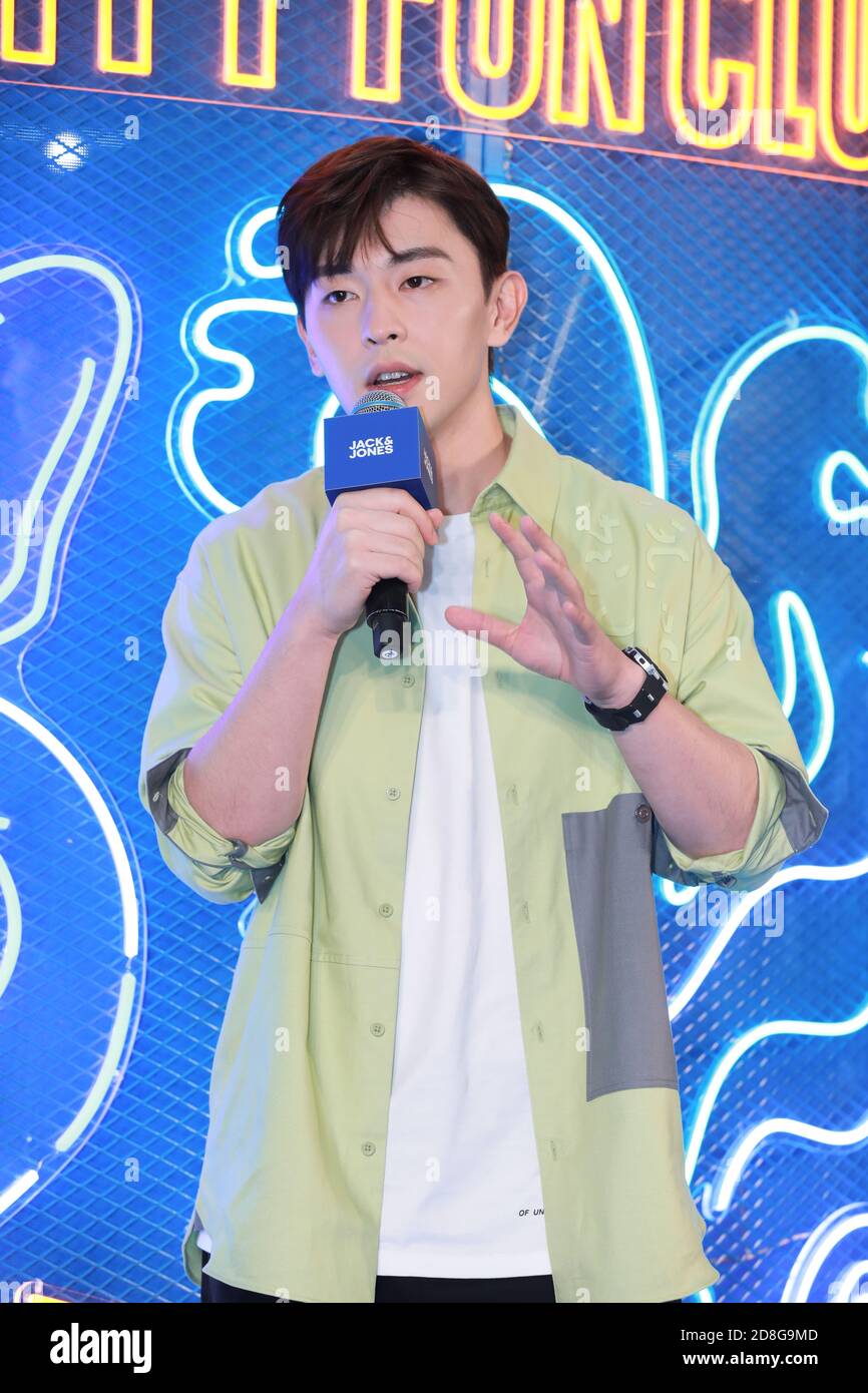 Chinese actor Deng Lun attends a brand promotional event in Shanghai ...