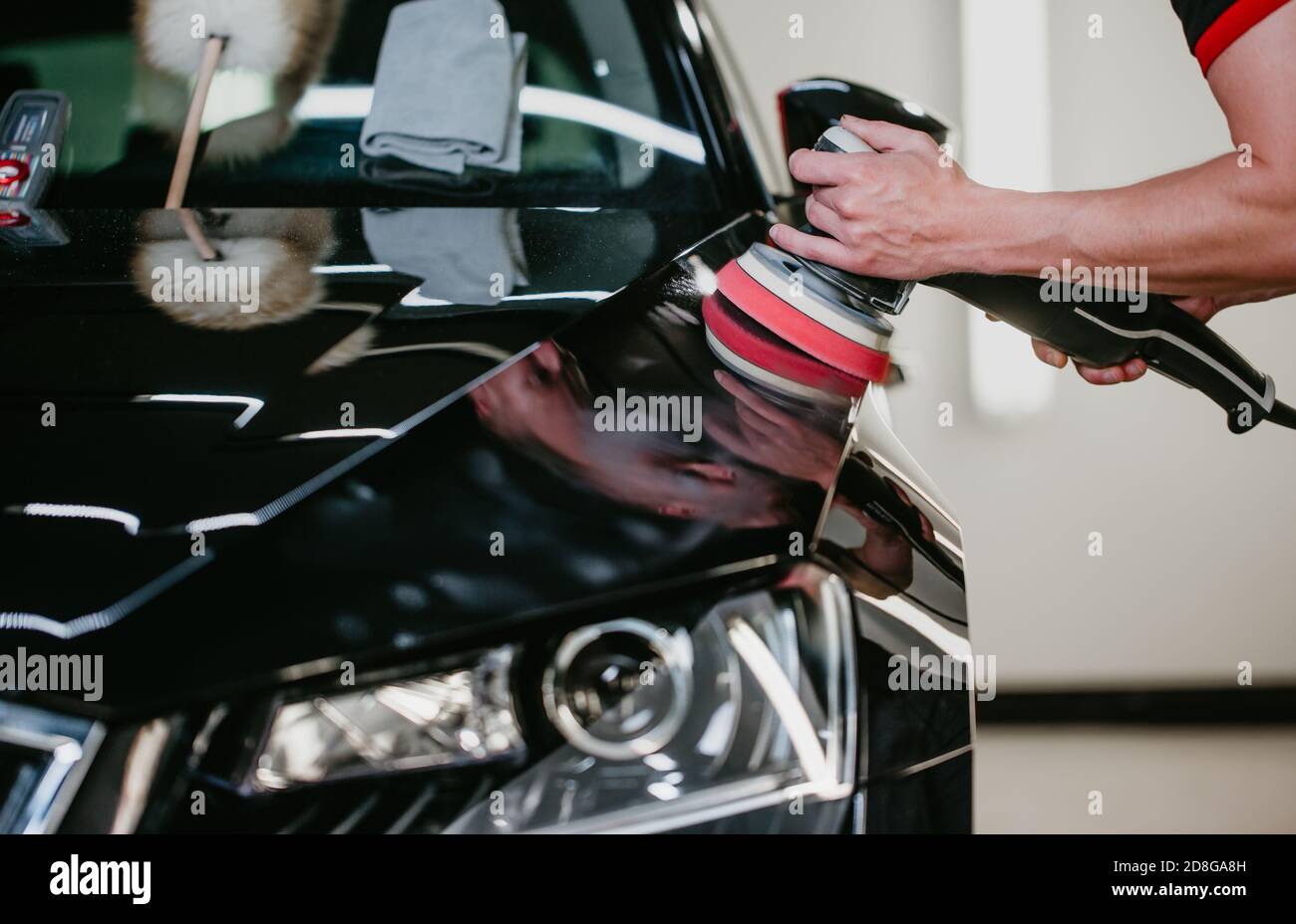 Car repair auto detailing close hi-res stock photography and images - Alamy