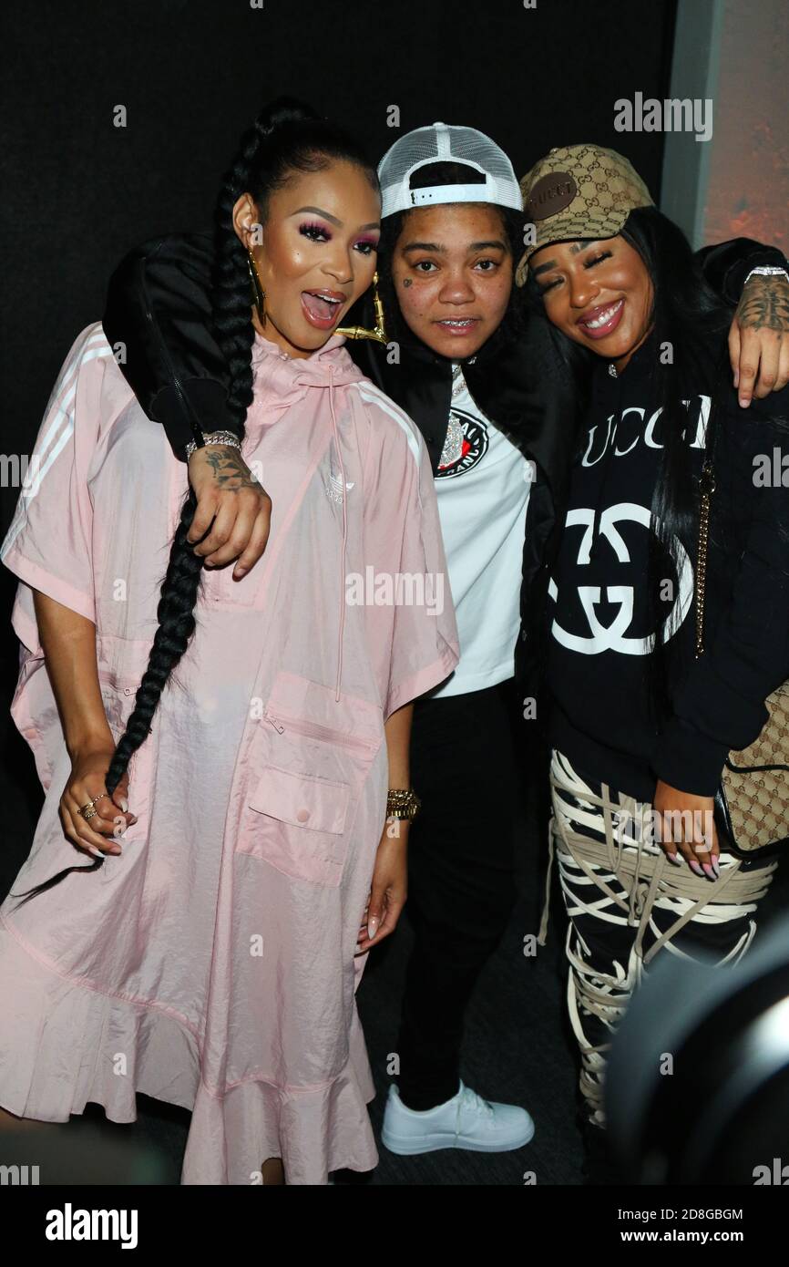 Pretty vee hi-res stock photography and images - Alamy