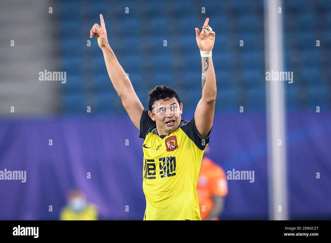 Brazilian-born Chinese football player Elkeson de Oliveira Cardoso ...