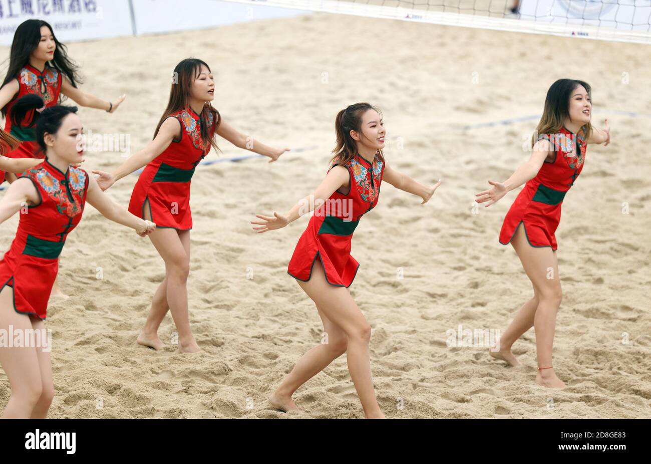 Cheer squad perform in national elite beach volleyball competition in ...