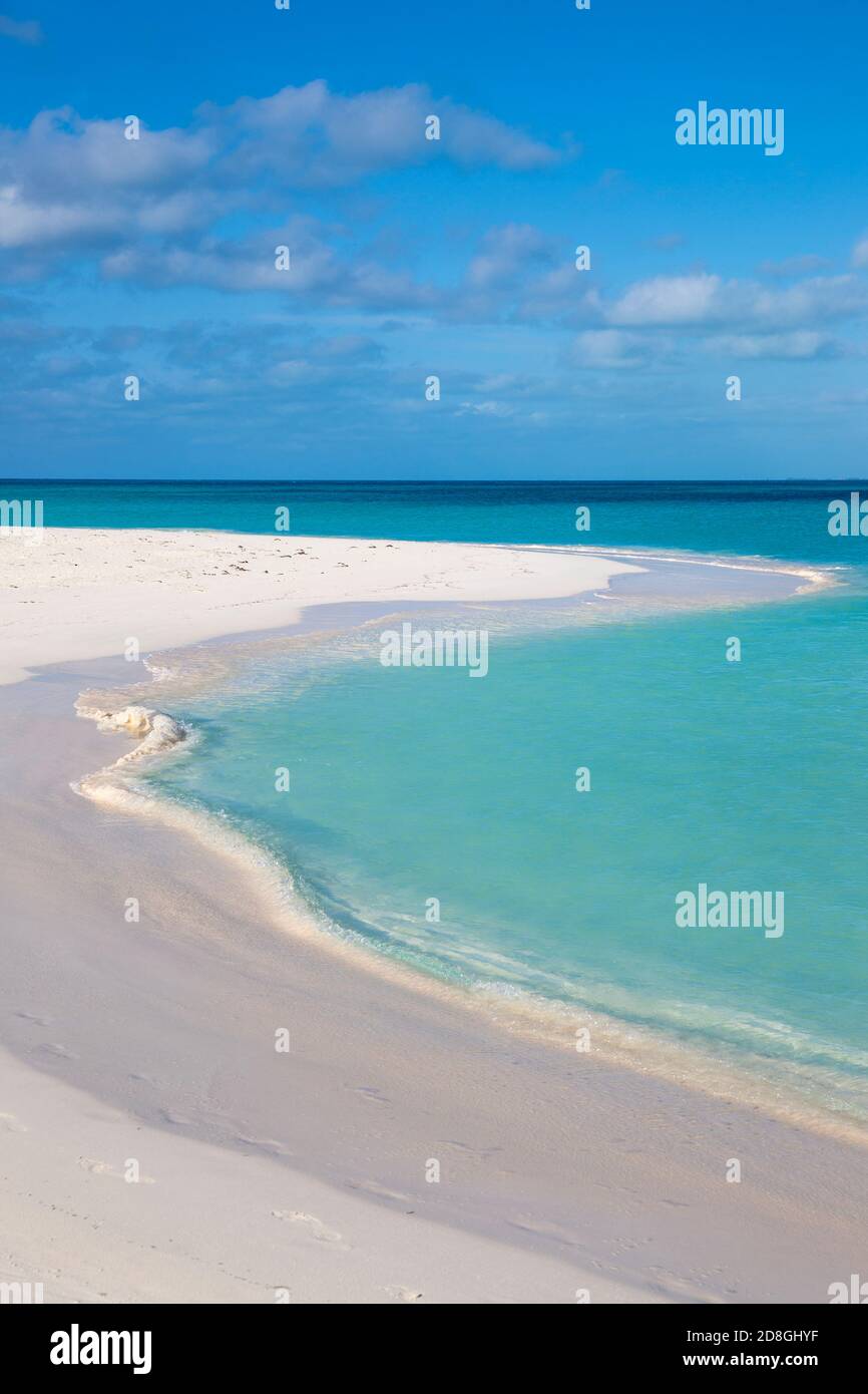 Isla de juventud coast hi-res stock photography and images - Alamy