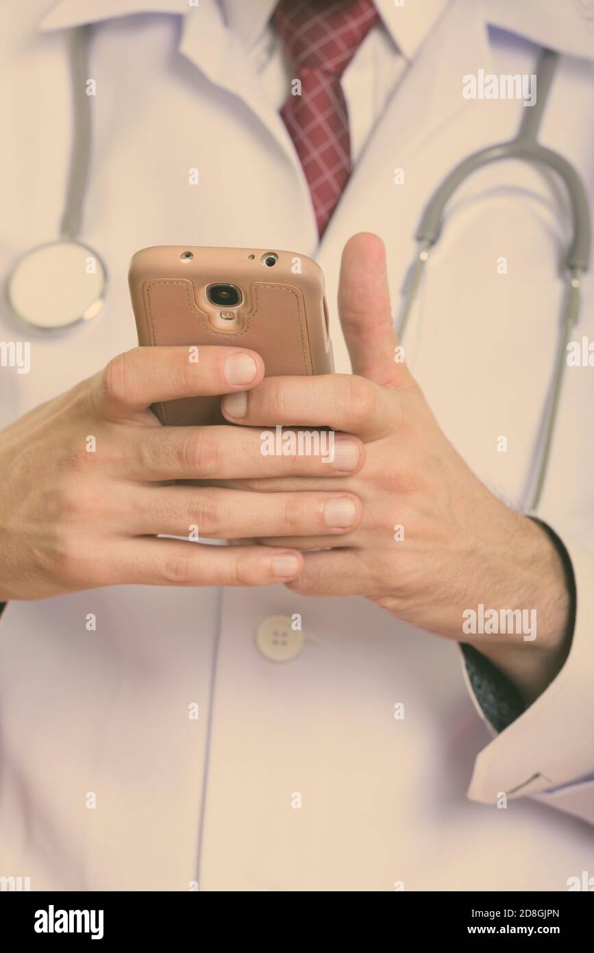 Doctor smartphone close up hi-res stock photography and images - Alamy